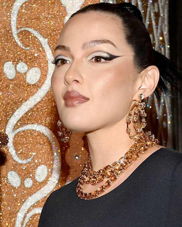 Sports Illustrated Swimsuit Model Mia Kang Swimsuit SI