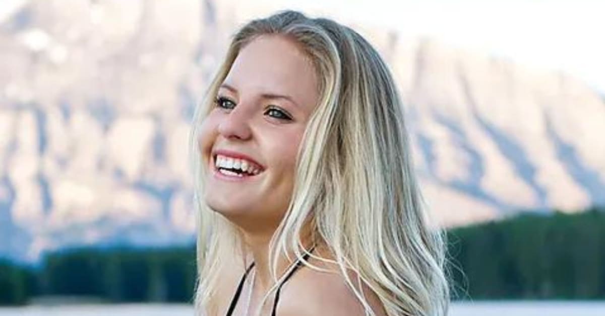 8 Beautiful Photos of Brazilian Surfer Bruna Schmitz in Canada ...