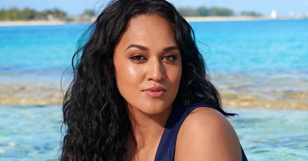 8 Stunning Photos of Polynesian Model Veronica Pome’e in the Bahamas ...