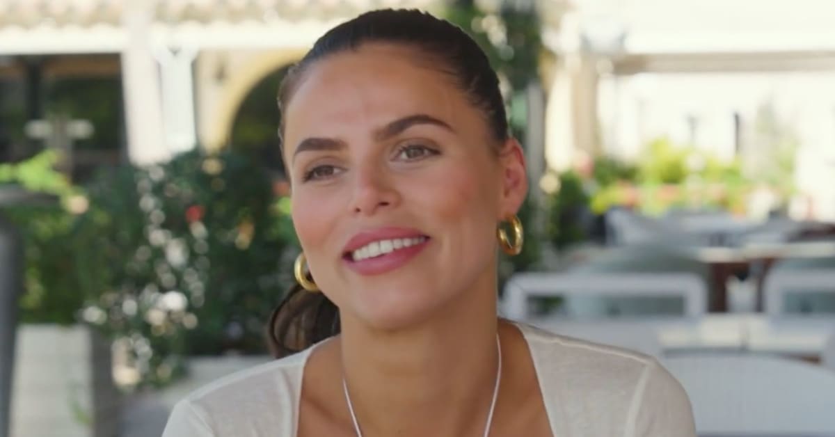 Newest SI Swimsuit Cover Model Brooks Nader on Her Family’s Reactions ...