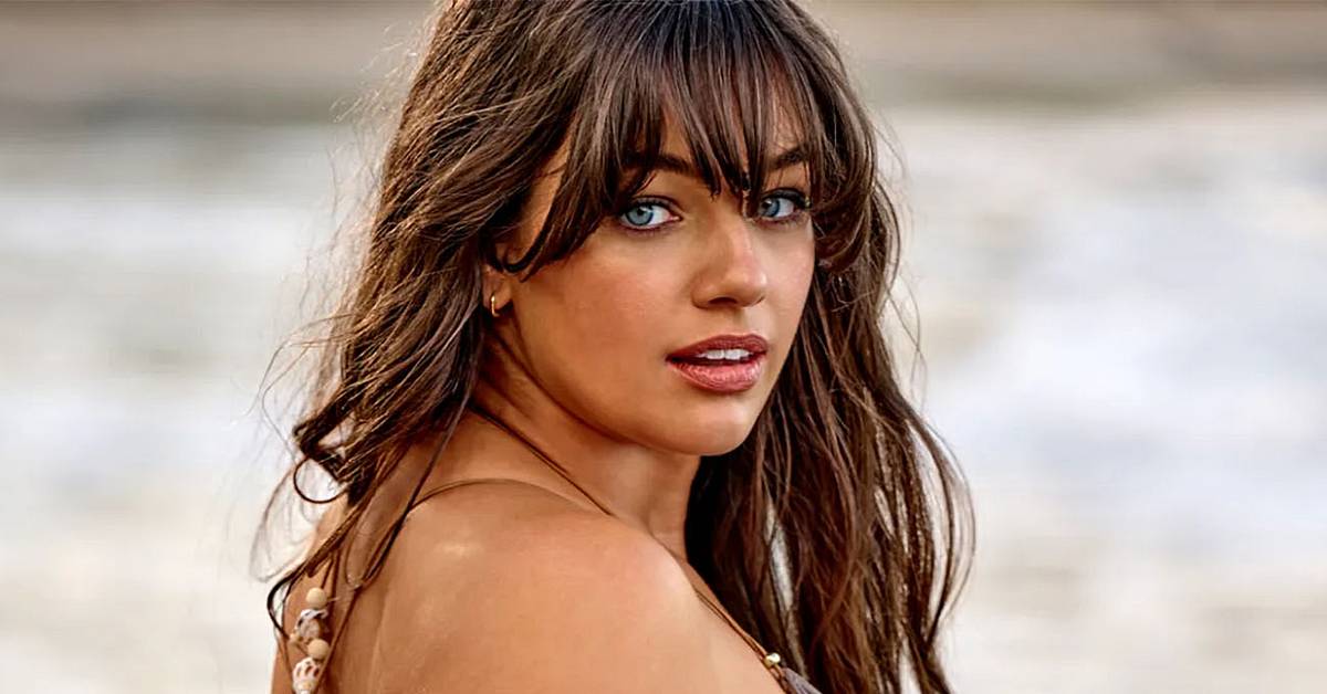 Shop the Mermaidcore Looks Sixtine Wore During Her SI Swimsuit Feature ...