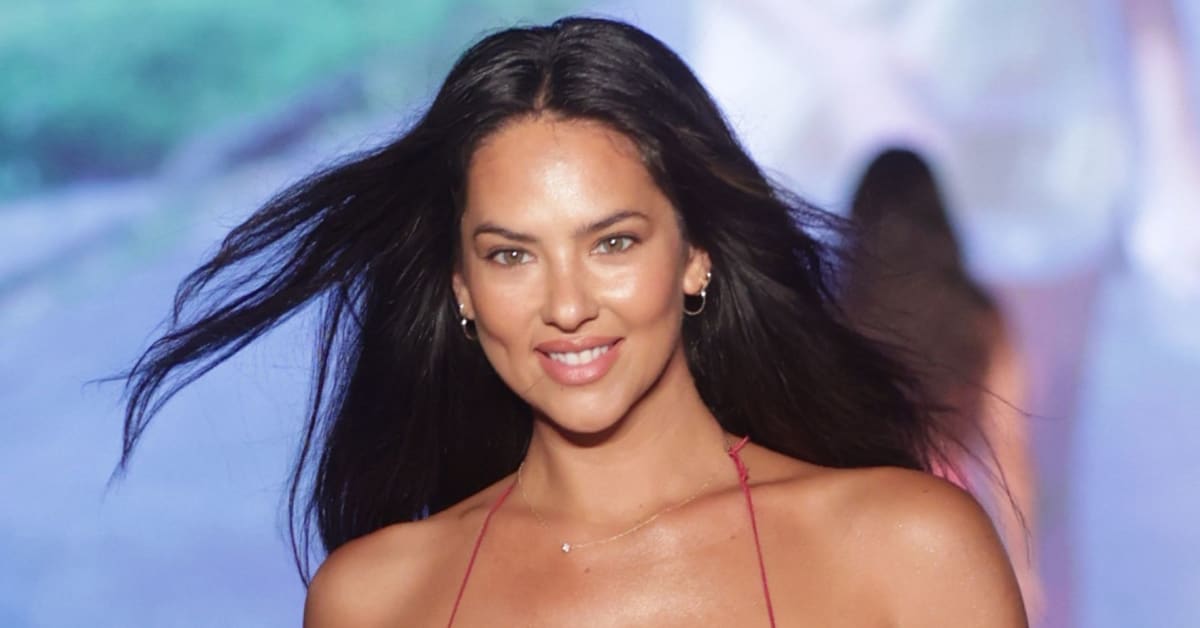 Christen Harper Makes a Statement on the Miami Swim Week Runway ...