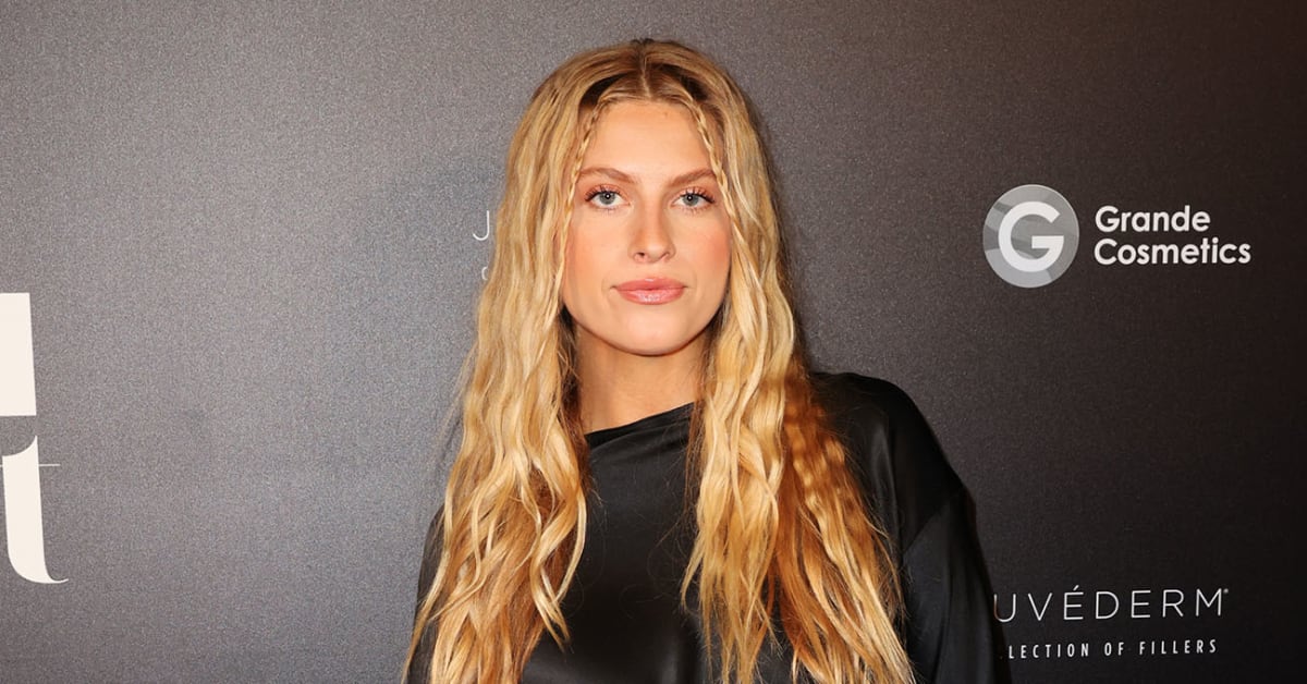 XANDRA Recalls Her Most Viral TikTok - Swimsuit | SI.com