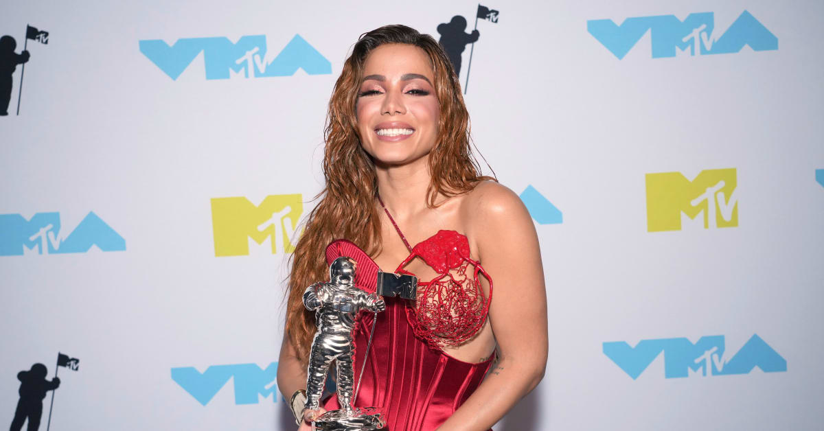 Anitta Makes MTV VMAs History After Show-Stopping Performance ...