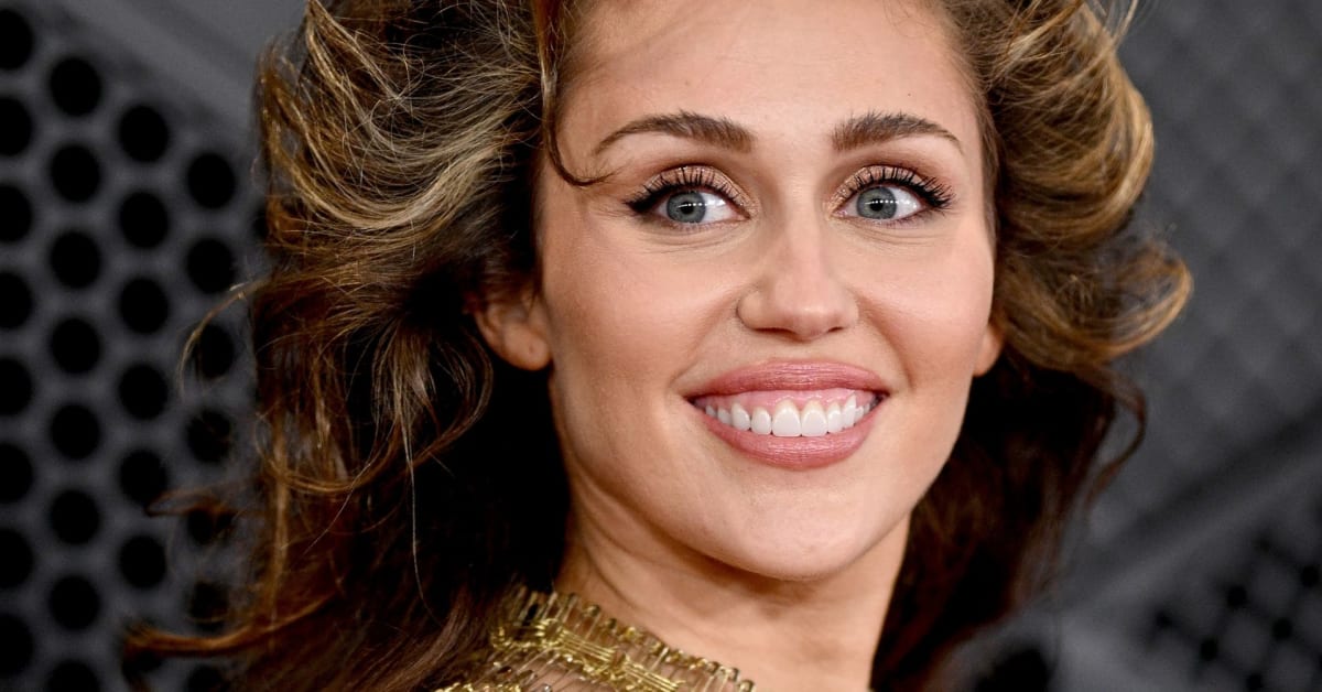 Miley Cyrus Shimmies in Sparkly Mini Dress While Teasing New Single ...