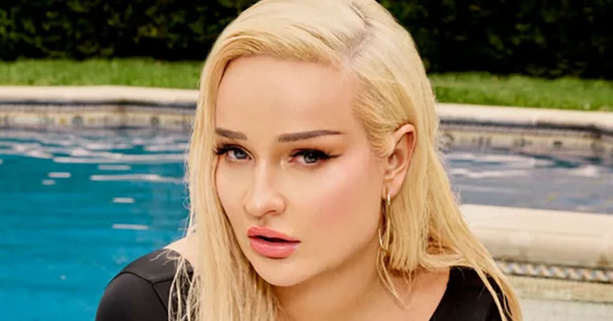 SI Swim Cover Girl Kim Petras Served Main Character Energy in Los ...