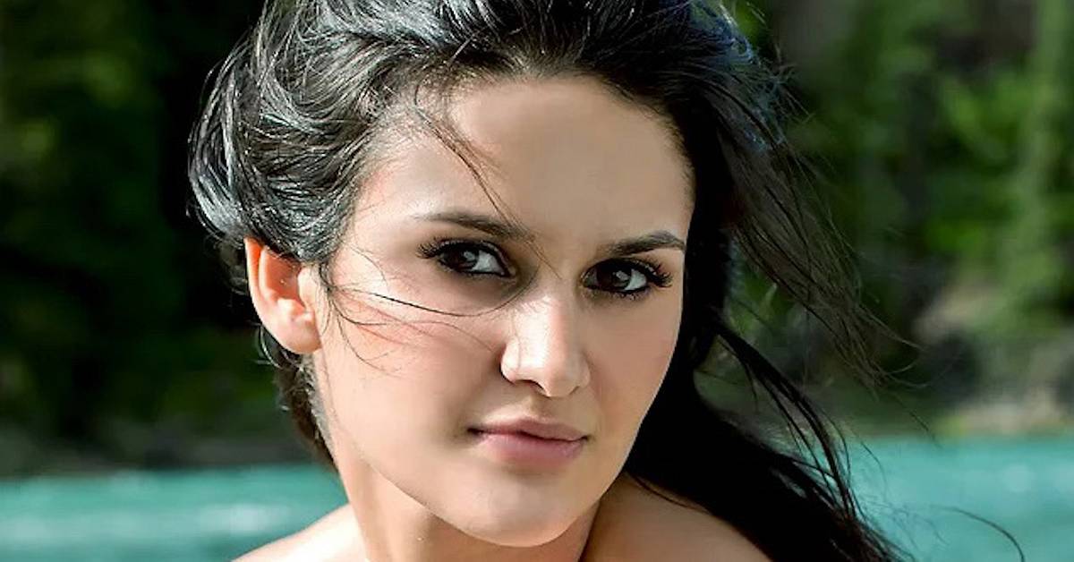 We’re Still Not Over These 5 Photos of Leryn Franco in Banff - Swimsuit ...