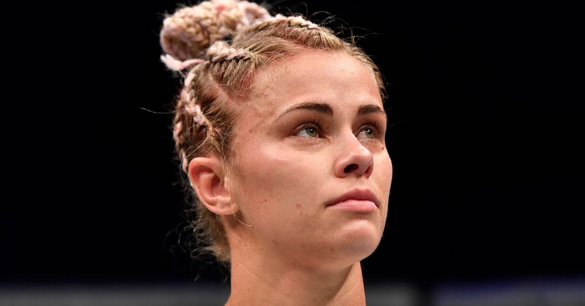 Paige VanZant Lets the Christmas Spirit Ring in Fur-Trimmed Micro Red ...