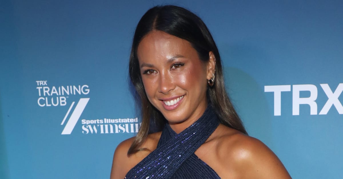 Alex Aust Is Bringing Bikini Pics Back to Her Feed With a Stunning Trio ...