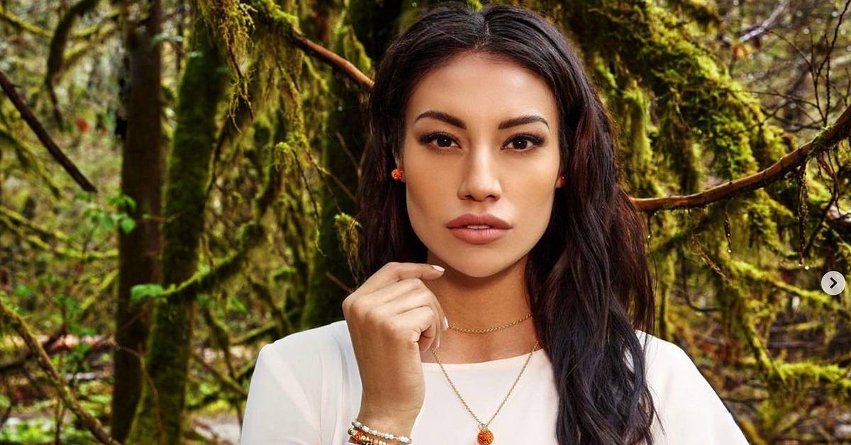 The Advice Ashley Callingbull Would Give Her Younger Self - Swimsuit ...