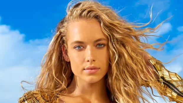 hannah ferguson - Swimsuit | SI.com