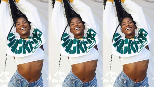 Janell Williams - Swimsuit | SI.com