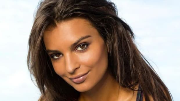 Emily Ratajkowski - Swimsuit | SI.com