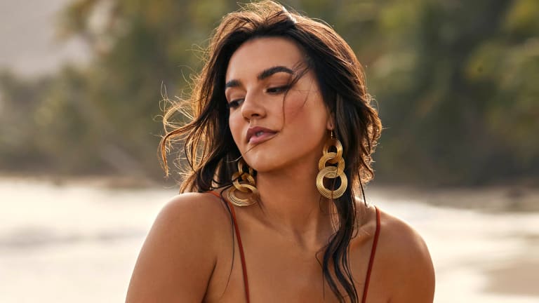 Mady Dewey Photos in Sports Illustrated Swimsuit 2023 - Swimsuit | SI.com