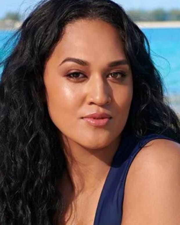 Veronica Pome'e SI Swimsuit Model Page - Swimsuit | SI.com