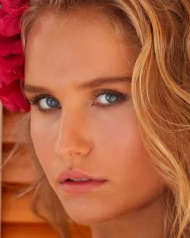 Sailor Brinkley Cook SI Swimsuit Model Page - Swimsuit | SI.com