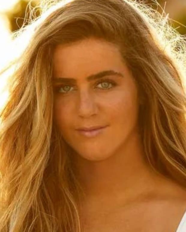 Caroline Marks SI Swimsuit Model Page - Swimsuit | SI.com