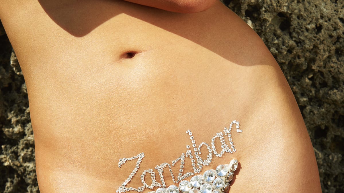 vajazzling