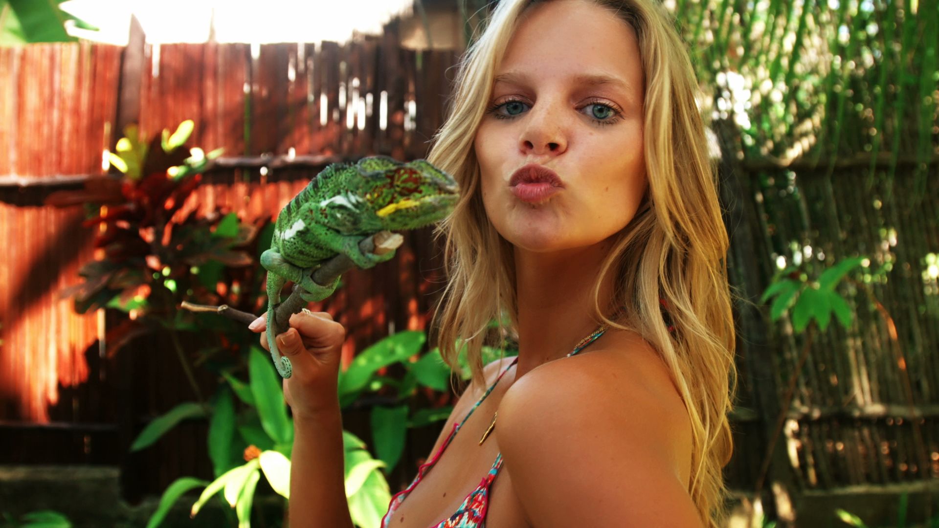 Marloes Horst Outtakes Swimsuit