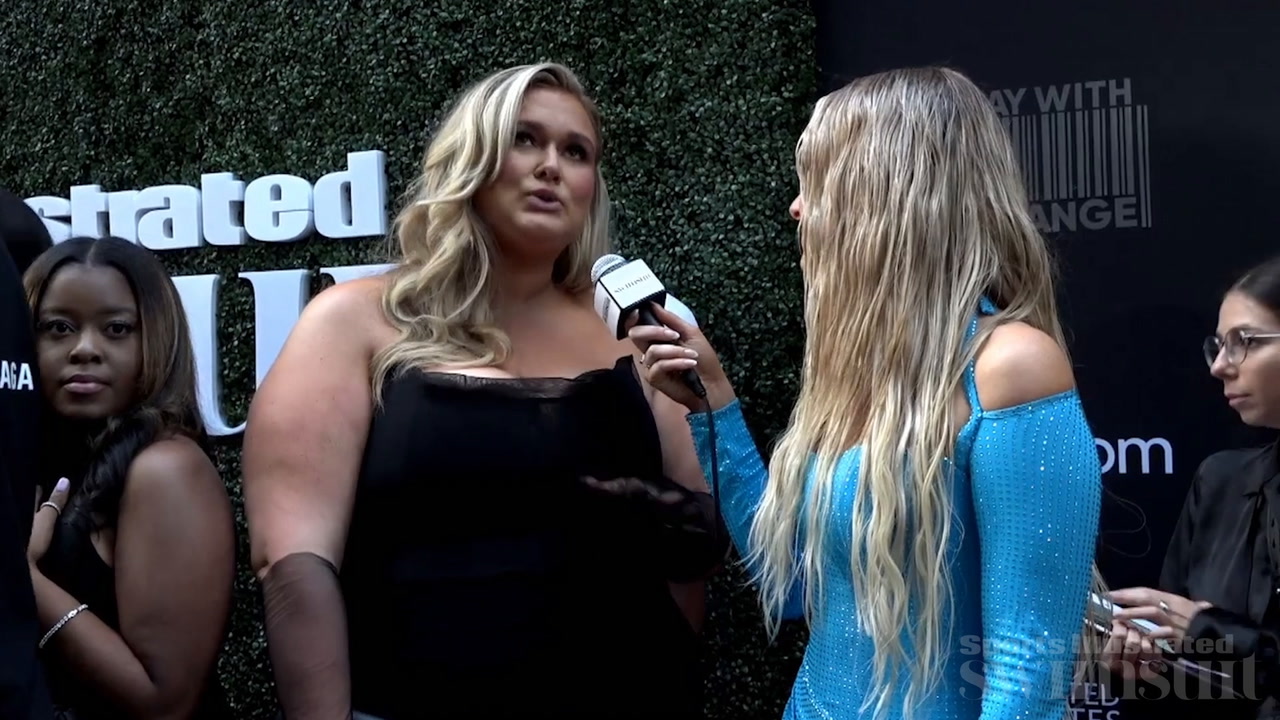 Hunter McGrady Isn’t Slowing Down Her Fight for Body Inclusivity ... Hunter McGrady Isn’t Slowing Down Her Fight for Body Inclusivity ...
